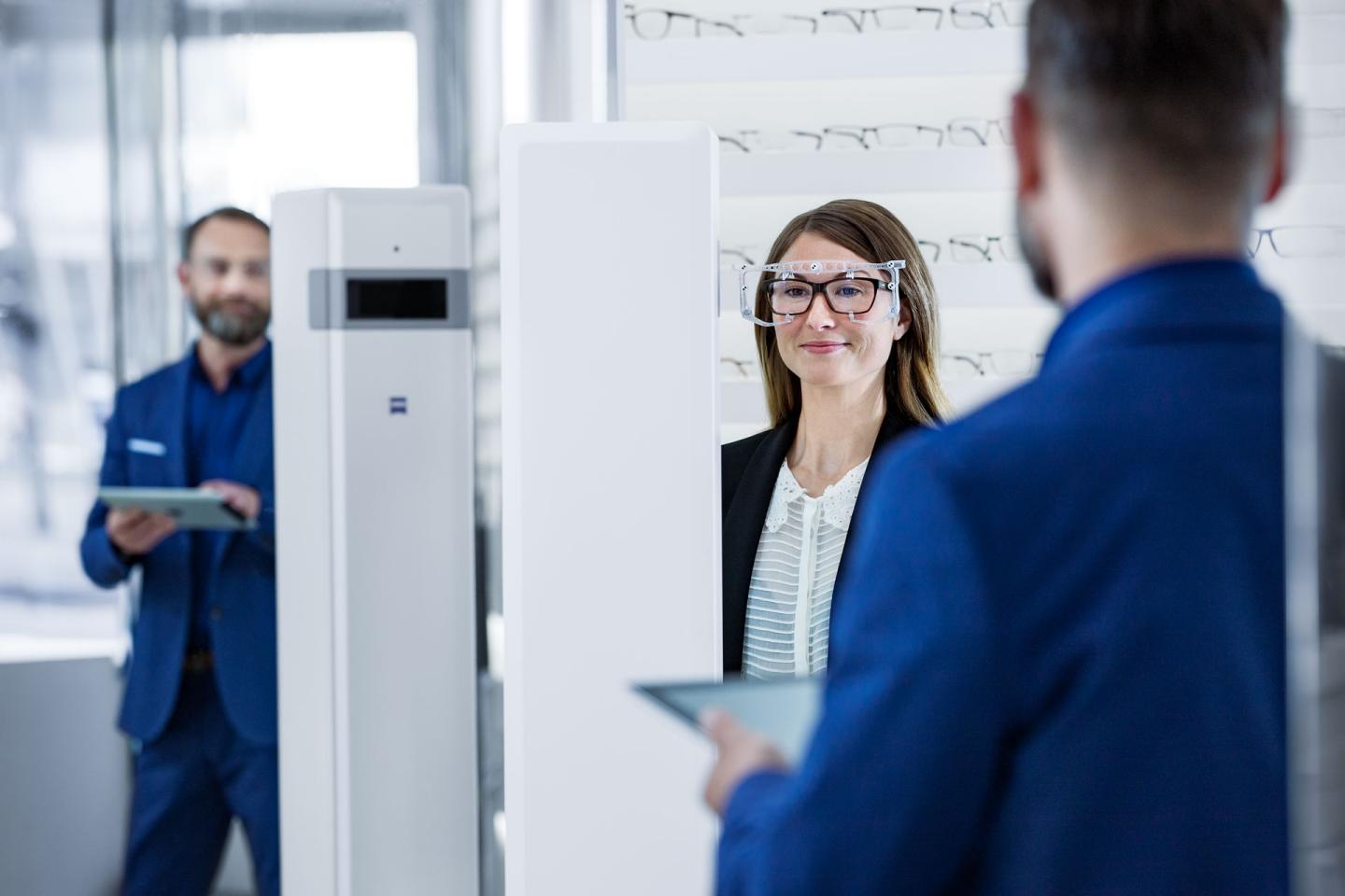 How do you find a good optician?